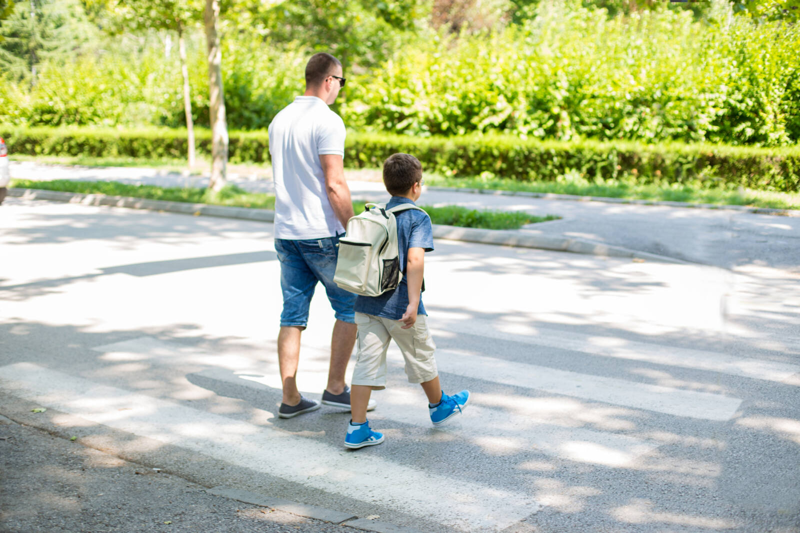 How To Talk With Your Kids About Pedestrian Safety - Safe Routes Utah